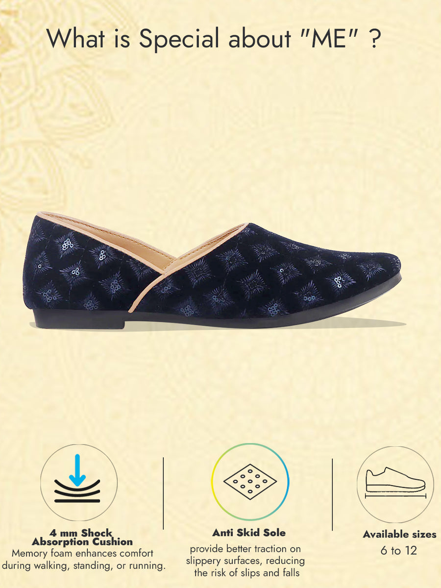 Buy Men's Blue Embroidery Slip On Juttis and Mojaris Online